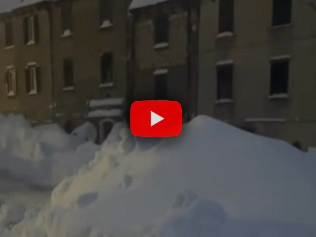 Capracotta sotto la neve: oltre 1,5 metri di accumulo (Video)